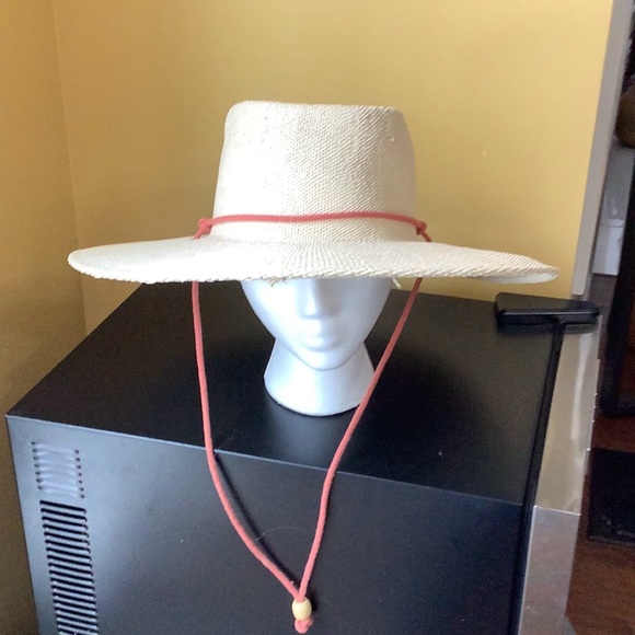 Universal Thread | Accessories | Tan Wide Brim Hat | Poshmark